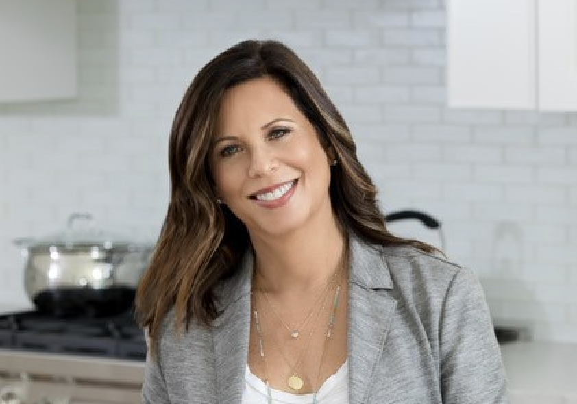 Alison Matz, from Media to Entrepreneur Executive - ROAR forward